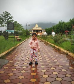 Hadshi Temple - Kids Friendly One Day Picnic Spot near Pune - aTraveler